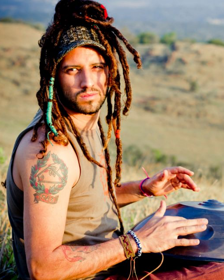 Soulshine | Warren Haynes | Song Around The World | Playing For Change